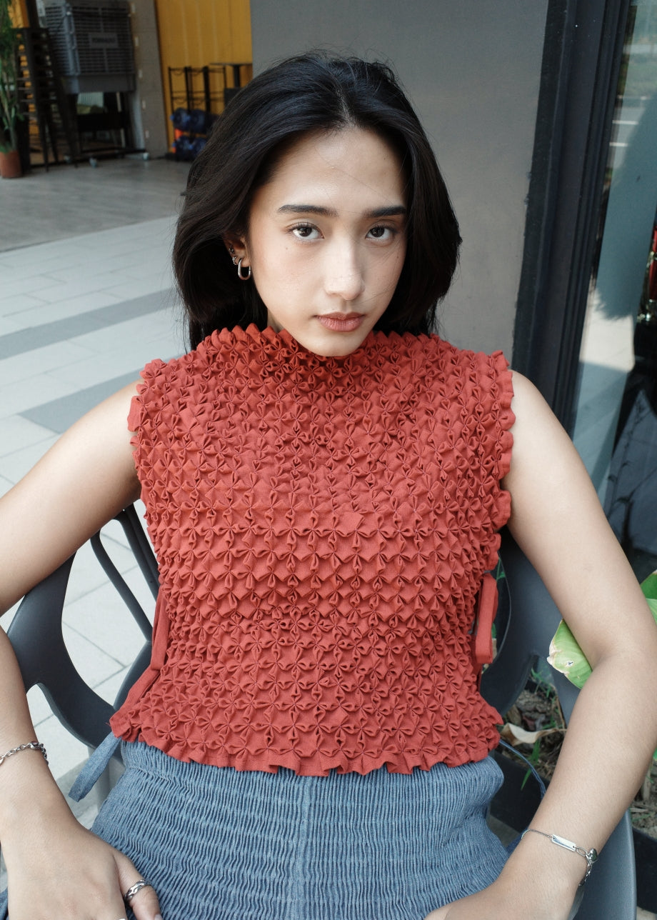 bloom kimona bib - maroon – goodluckhumans